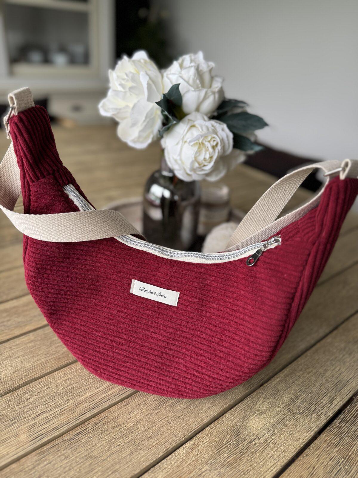 Sac demi-lune velours cotelé bordeaux - Blanche et Louise, Création ...